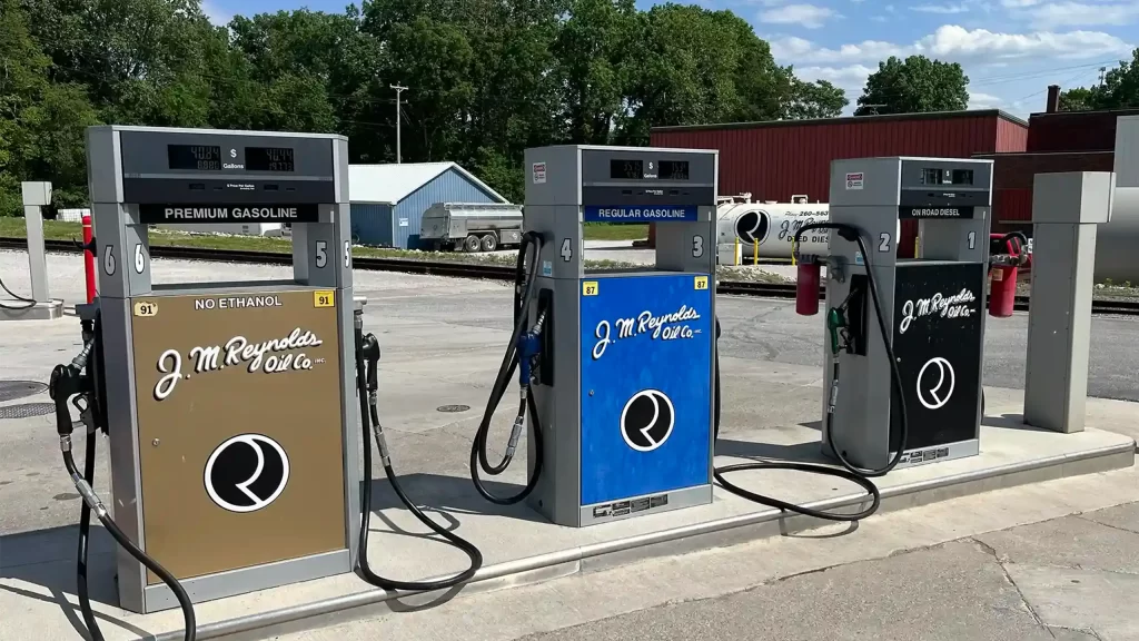 Fuel Island - J.M. Reynolds Oil Company, Inc.